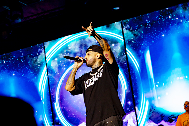 Nicky Jam celebró en Starlite sus dos únicos conciertos del verano en ...